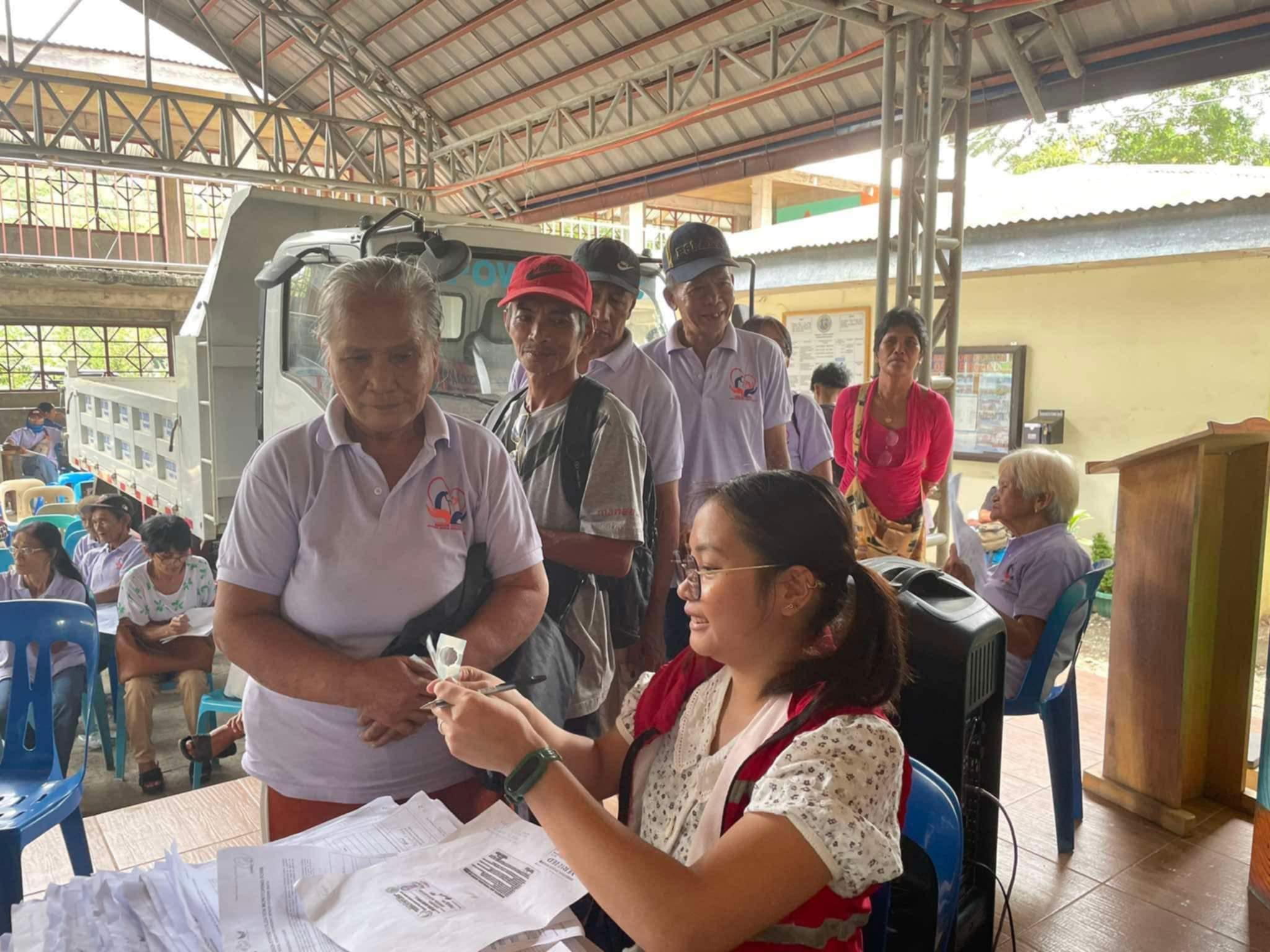 DSWD releases P26.6M social pension for NVizcaya elderlies - The Valley ...