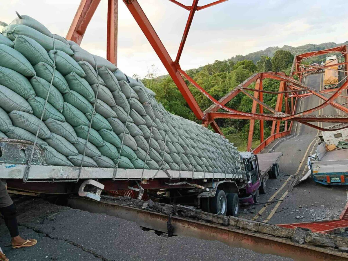 Piggatan Bridge in Alcala, Cagayan collapses; multiple trucks stranded